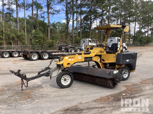 2002 Terramite TSS38 Self-Propelled Broom in Burgaw, North Carolina ...