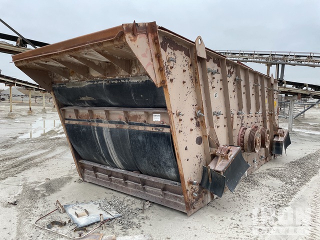 20 ft x 7 ft 6 in Triple Deck Screen in Maybee, Michigan, United States ...