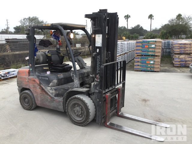 2015 Toyota 8FGU30 5620 lb Pneumatic Tire Forklift in Leesburg, Florida ...