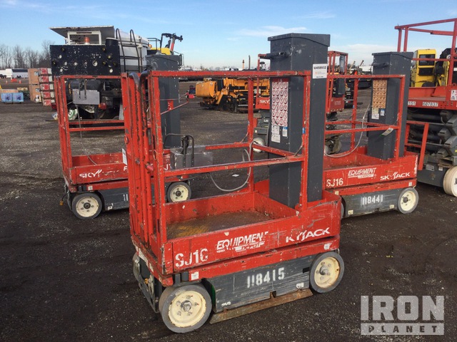 2014 Skyjack SJ16 Vertical Mast Lift