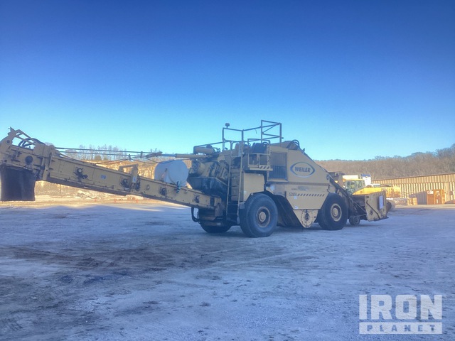 2011 Weiler E2850 Wheel Asphalt Transfer Machine in Linn Creek ...