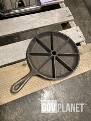 LODGE Cast Iron Cornbread Cooking Skillet Kitchen Camping in Indiana ...