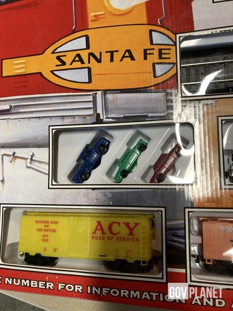Life-Like Trains Santa Fe Electric Train Set 8660 Unopened BOX HO Scale ...