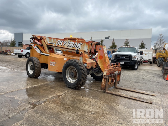 2002 SkyTrak 8042 Telehandler in Libertyville, Illinois, United States ...