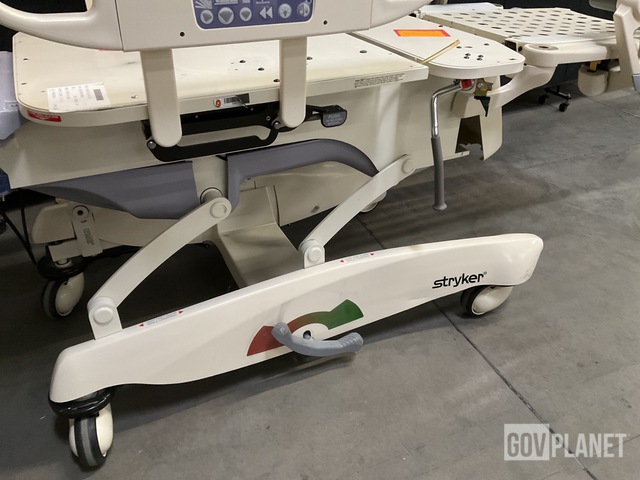 Surplus Stryker 4701-000-000 LD304 Birthing Bed in North Las Vegas ...