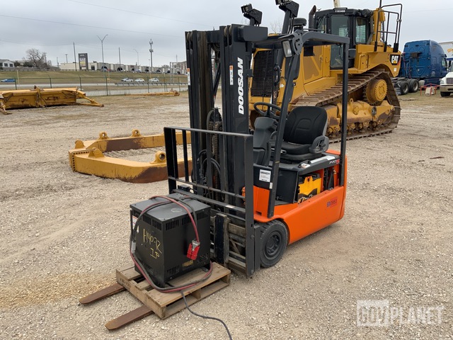Doosan B15R-5 Electric Forklift