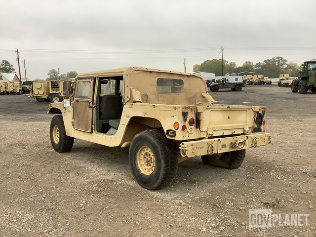 Surplus 2004 AM General M1097A2 HMMWV 4 Door Soft Top w/Truck Body in ...
