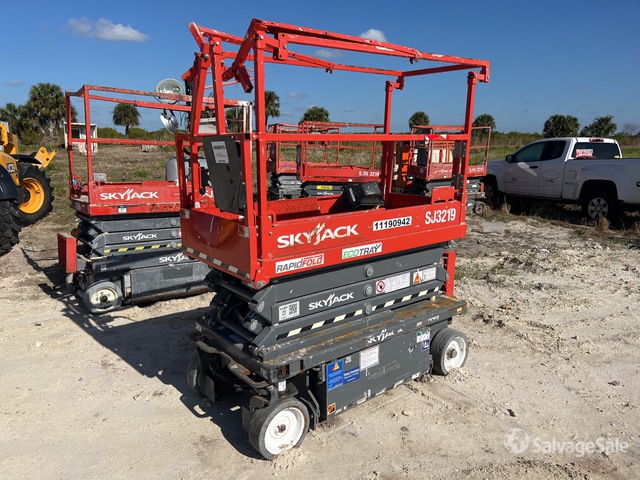 2021 Skyjack SJ3219 Electric Scissor Lift in Labelle, Florida, United ...