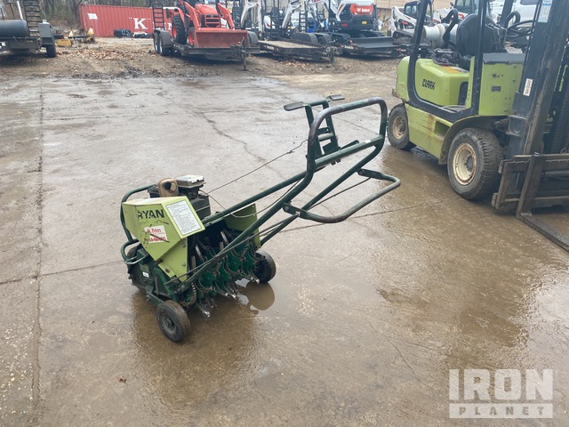 Ryan Lawnaire IV Walk-Behind Aerator in Alton, Illinois, United States ...