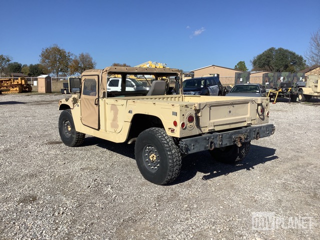 Surplus 2001 AM General M1097R1 HMMWV 2 Door Soft Top w/Truck Body in ...