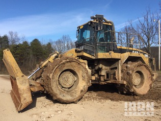 2001 Cat 826G Landfill Compactor in Bidwell, Ohio, United States ...
