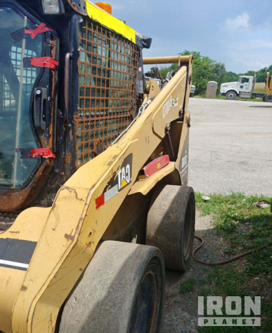 2006 Cat 268B Skid Steer Loader in Kearneysville, West Virginia, United ...