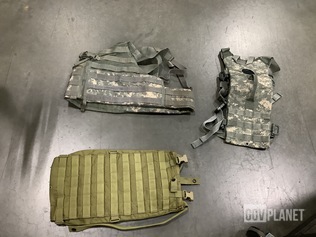 Surplus (23) Fighting Load Carriers, (19) Hydration Systems & Assorted ...