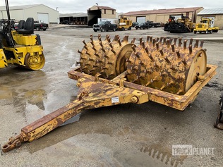 Pad Foot Pull Behind Compactor in Mattoon, Illinois, United States ...