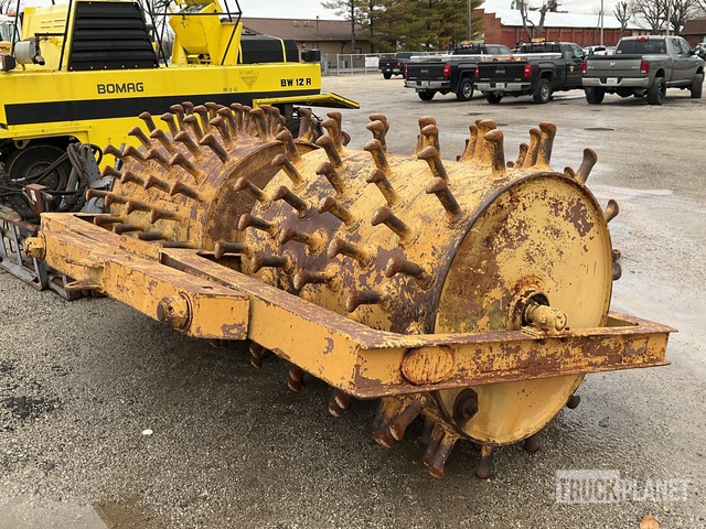 Pad Foot Pull Behind Compactor in Mattoon, Illinois, United States ...