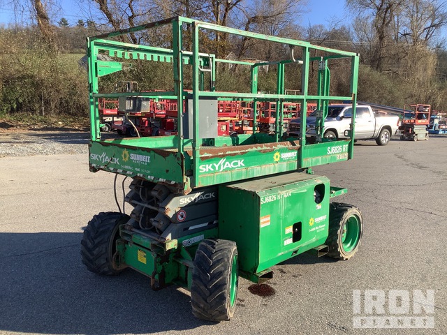 2017 Skyjack SJ6826 RT Scissor Lift