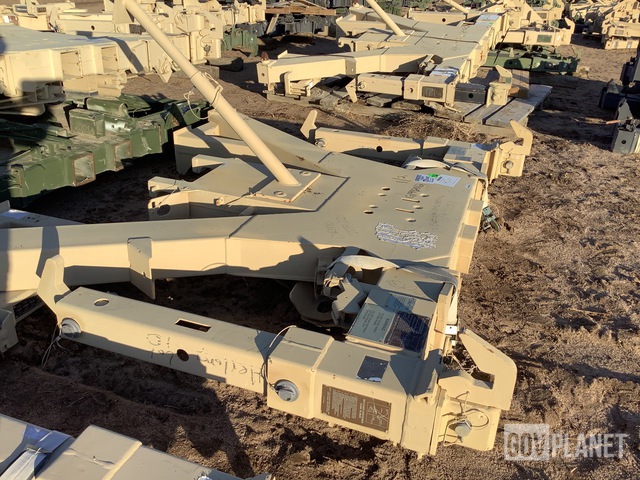 Surplus (2) Oshkosh Container Handling Units in Doyle, California ...