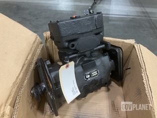 Surplus (7) Bendix TU-FLO 501 Air Compressors in Chambersburg ...