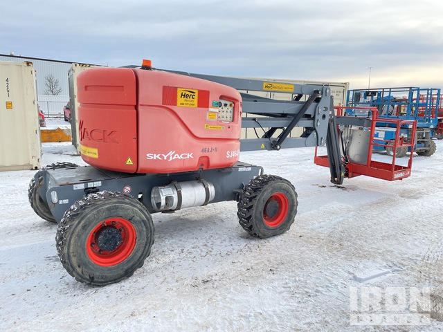 2014 Skyjack SJ46AJ 4WD Dual Fuel Articulating Boom Lift in Bolton ...