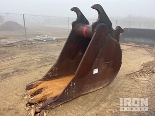 Entek 35 in Digging Excavator Bucket - Fits Komatsu PC400 in Sanger ...