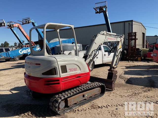 2015 Takeuchi TB240 Mini Excavator in Lake Charles, Louisiana, United ...