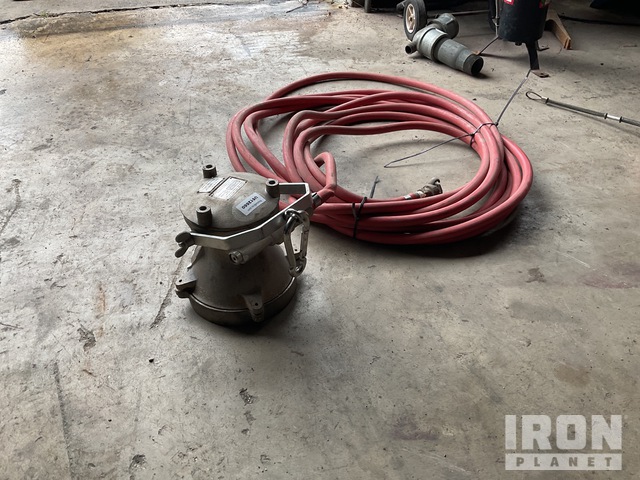 Wolf Turbolite Pneumatic Work Light in Morgan City, Louisiana, United ...