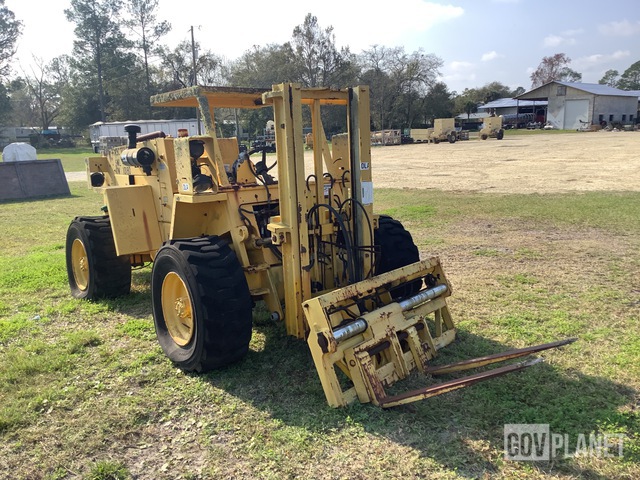 Case M4KN Rough Terrain Forklift