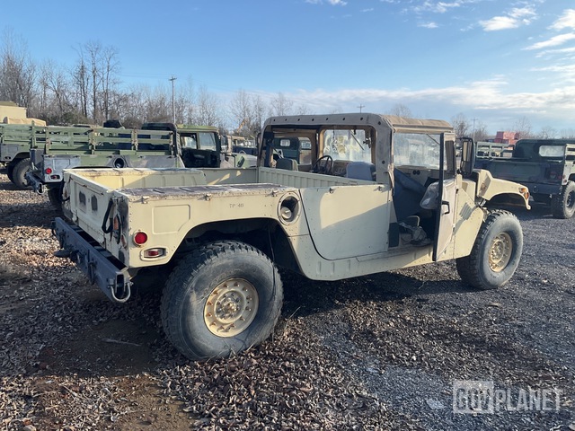 Surplus 2007 AM General M1097A2 HMMWV 2 Door Soft Top w/Truck Body in ...