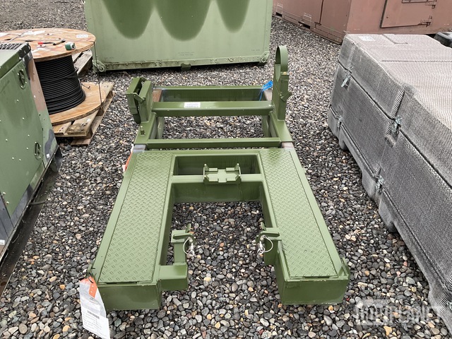 Surplus 12298097 Automotive Engine Maintenance Stand in Hermiston ...