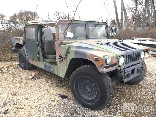 Surplus 2004 AM General M1097A2 HMMWV 4 Door Soft Top w/Truck Body in ...