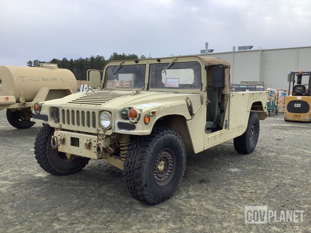 Surplus 2002 AM General M1097A2 HMMWV 2 Door Soft Top w/Truck Body in ...