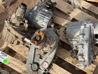 Surplus (4) New Process Gear Transfer Cases in Doyle, California ...