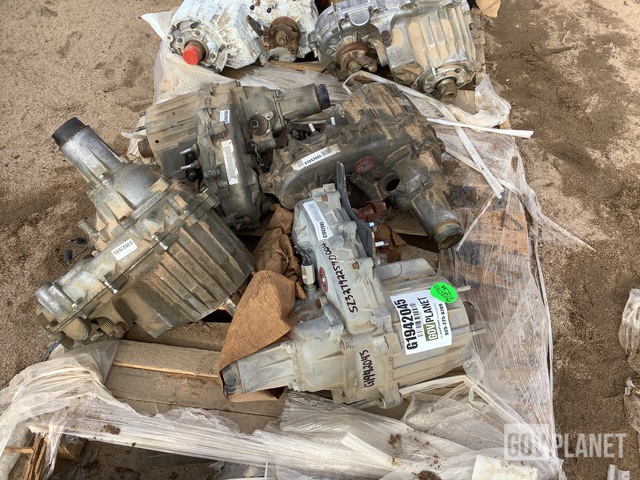 Surplus (4) New Process Gear 242 AMG Transfer Cases in Doyle ...