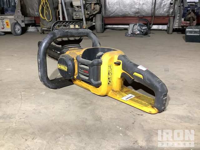 2018 Dewalt DCCS670 Chain Saw in Beavercreek, Ohio, United States ...