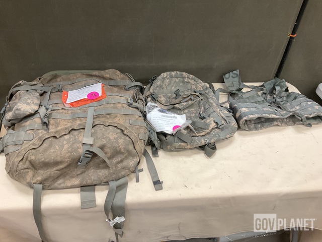 Surplus (22) Large Field Pack Sets, (29) Assault Packs & Assorted Items ...