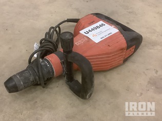 2015 Hilti TE 700-AVR Rotary Hammer in Dover, Delaware, United States ...