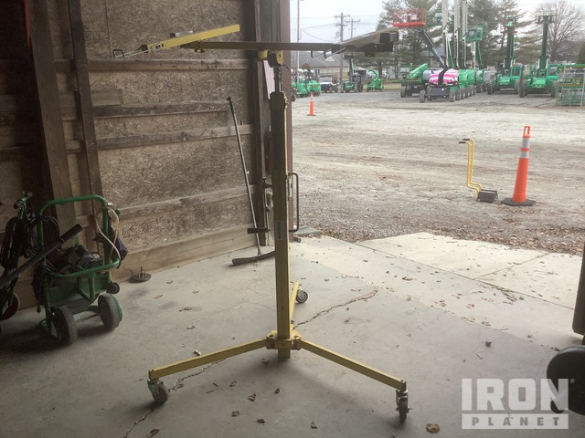 2015 Sumner 2315 Material Hoist in DOVER, Delaware, United States ...