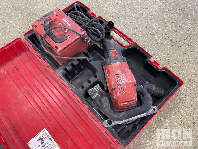 2013 Hilti DG150 Concrete Grinder in Aurora, Illinois, United States ...