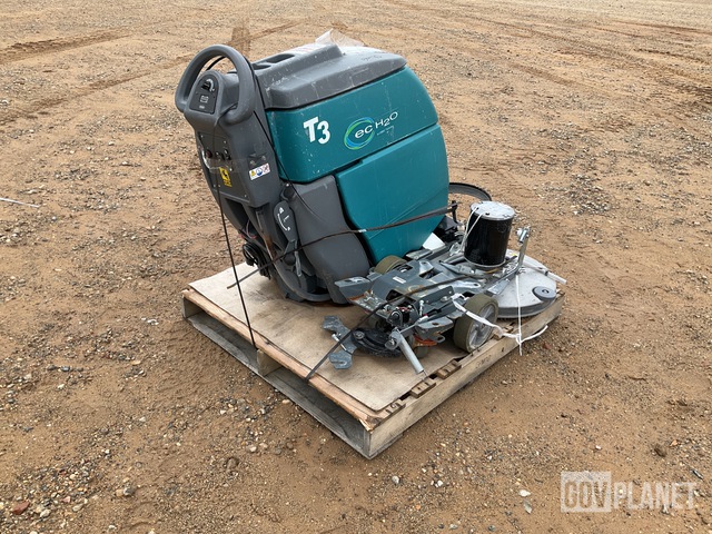 Surplus Tennant T3 Floor Scrubber in Albany, Georgia, United States ...