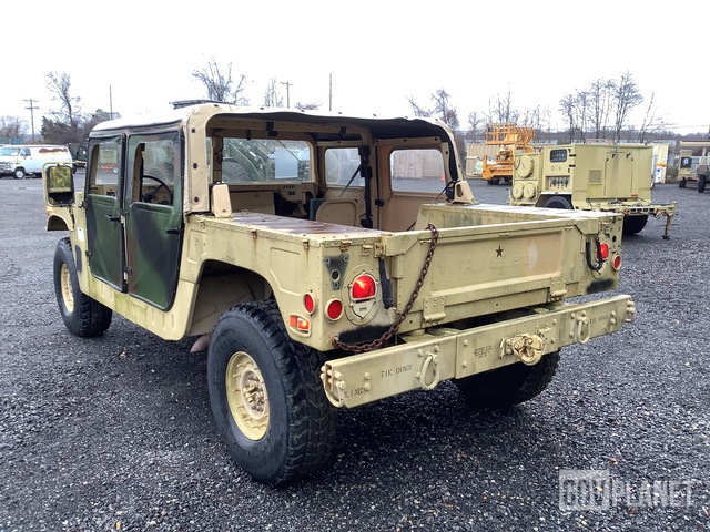 Surplus 2008 AM General M1097R1 HMMWV 4 Door Soft Top w/Truck Body in ...
