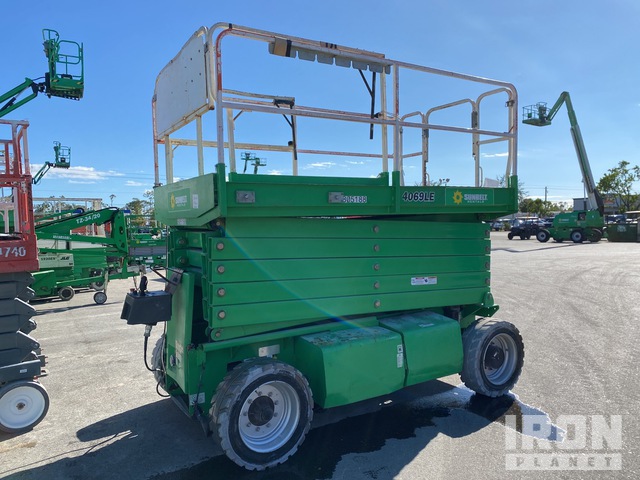 2016 JLG 4069LE Electric Scissor Lift in Fort Myers, Florida, United ...