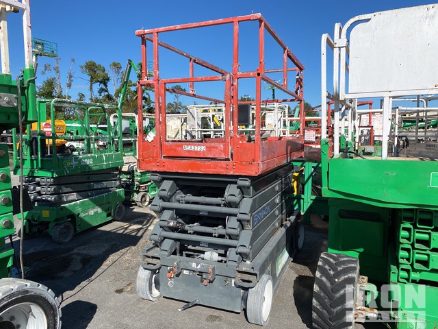 2017 Skyjack SJIII 4740 Electric Scissor Lift in Fort Myers, Florida ...