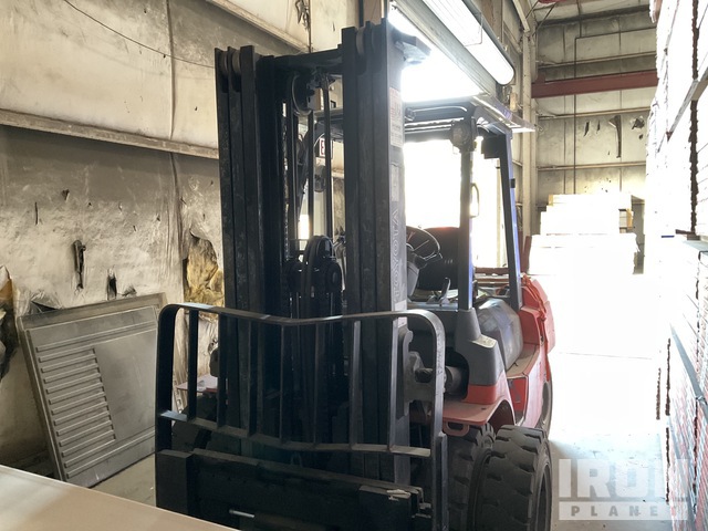 Toyota 7FDU35 7700 lb Diesel Pneumatic Tire Forklift in North ...