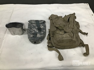 Surplus (24) Entrenching Carriers, (27) Canteen Pouches & Assorted ...