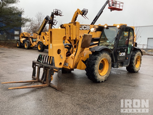 2015 JCB 510-56 Telehandler in Mansfield, Massachusetts, United States ...
