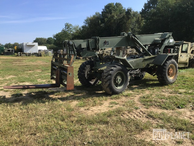 SkyTrak 10000M Atlas Telehandler
