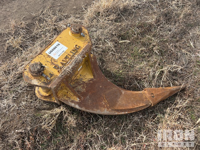 Raveling Excavator Ripper in Park City, Kansas, United States ...