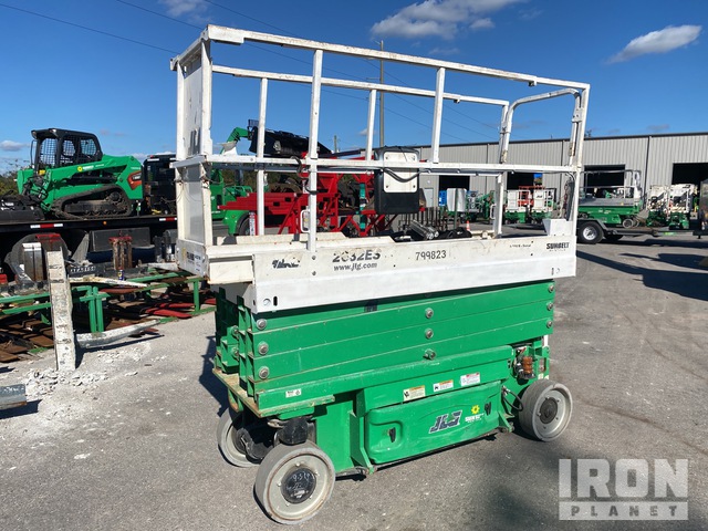 2016 JLG 2632ES Electric Scissor Lift in Port Charlotte, Florida ...