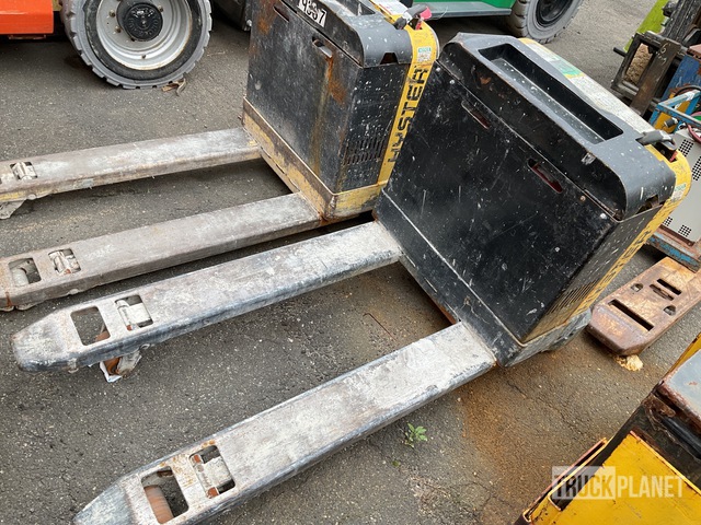 2016 Hyster W40Z 4000 lb Electric Pallet Jack in Maspeth, New York ...