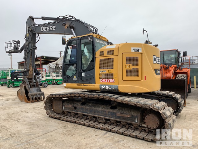 2015 John Deere 245G LC Tracked Excavator in LONG BEACH, California ...